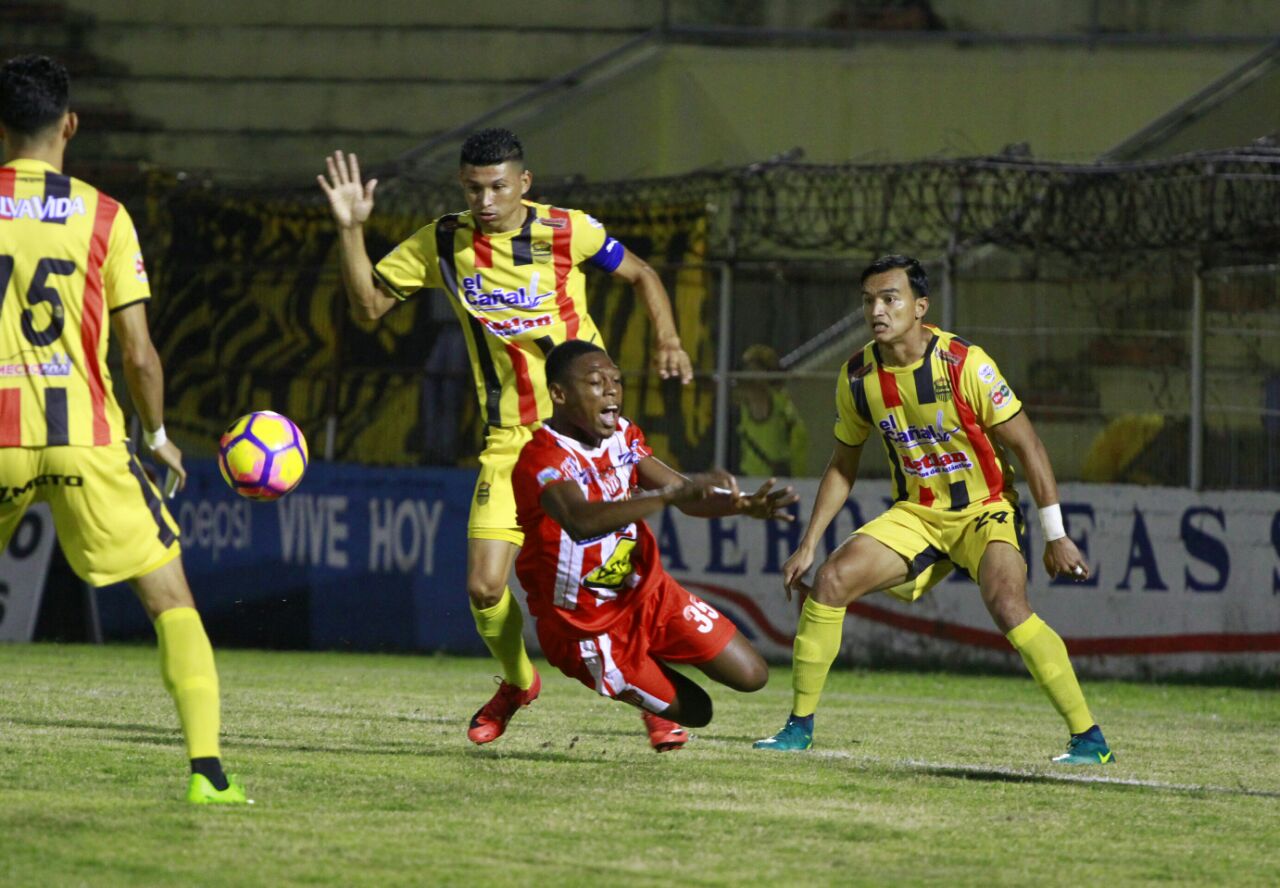 Resumen LNP: Vida, Marathón y Juticalpa sacan sendos triunfos