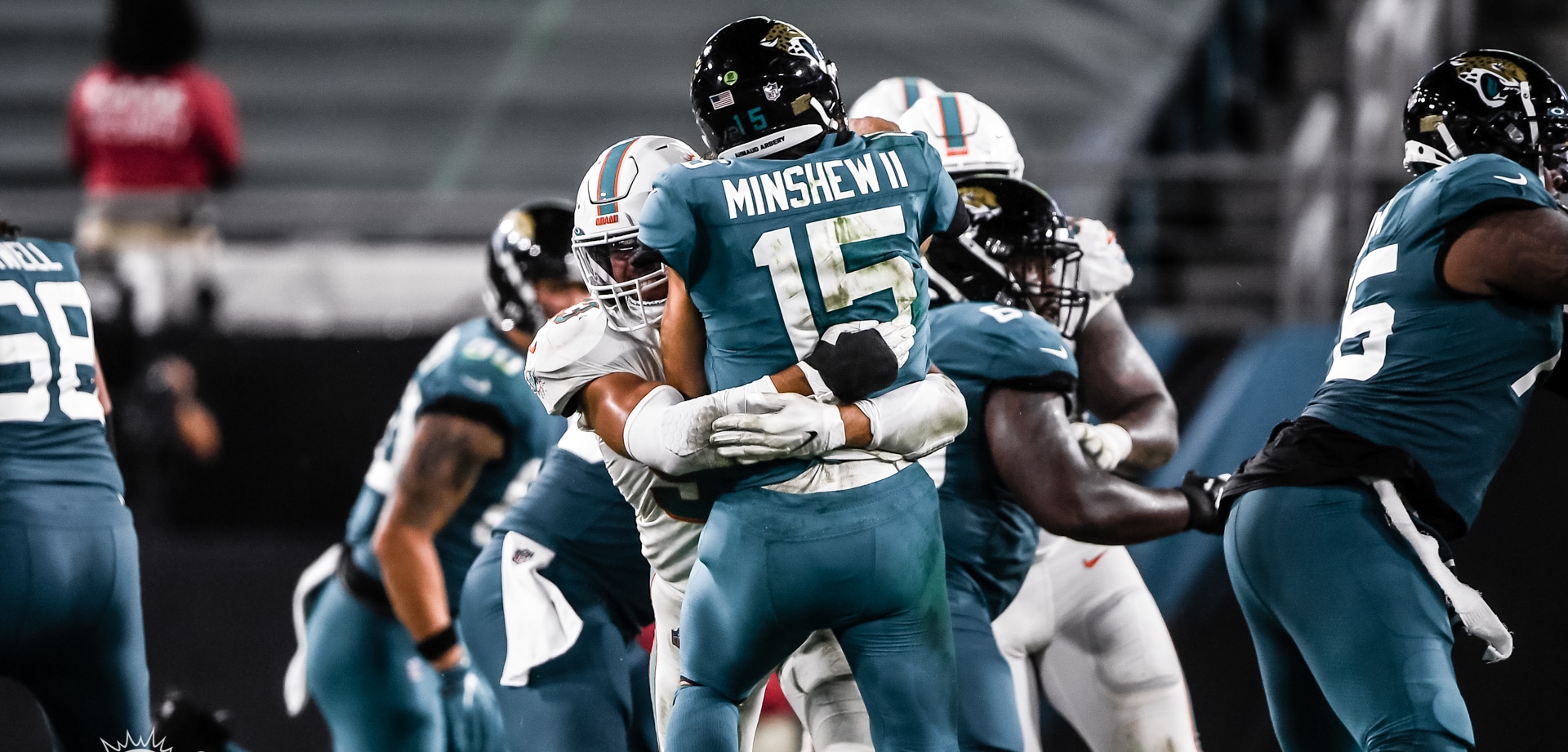 Los Dolphins de Brian Flores logran su primera victoria