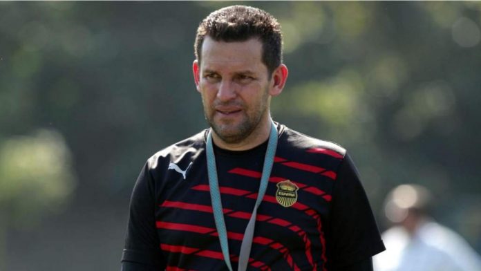 Javier Delgado espera construir un gran equipo con Real España