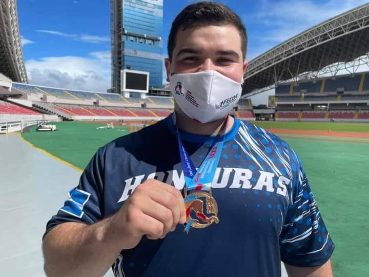 Zach Short, nueva medalla de oro: Horrego marca B para Olímpicos