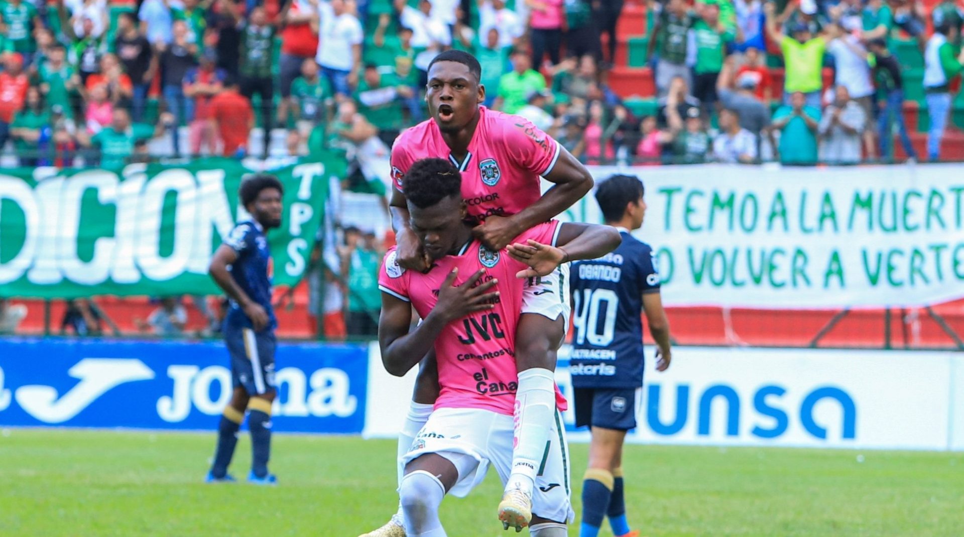 Félix Crisanto: "Nosotros nunca bajamos los brazos"