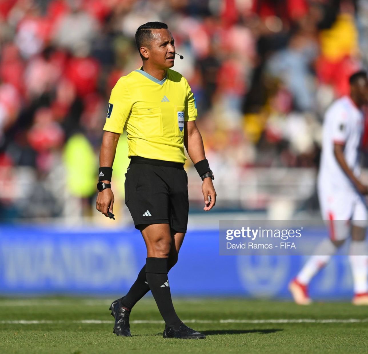 Iván Barton es nominado a árbitro del año