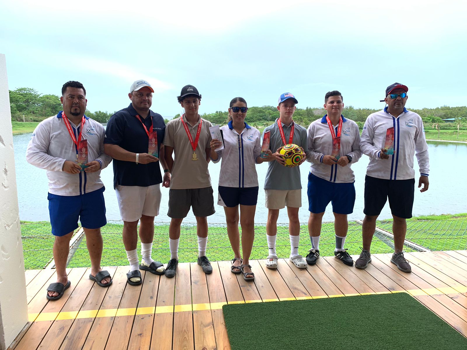Nahún Flores se lleva el FIFG-100 en Pristine Bay Roatán